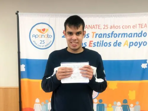 CONOCE A DAVID, PERSONA USUARIA DEL CENTRO DE DÍA - APANATE